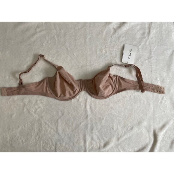 Hanro | Intimates & Sleepwear | Hanro Smooth Illusion Underwire Bra 34c ...